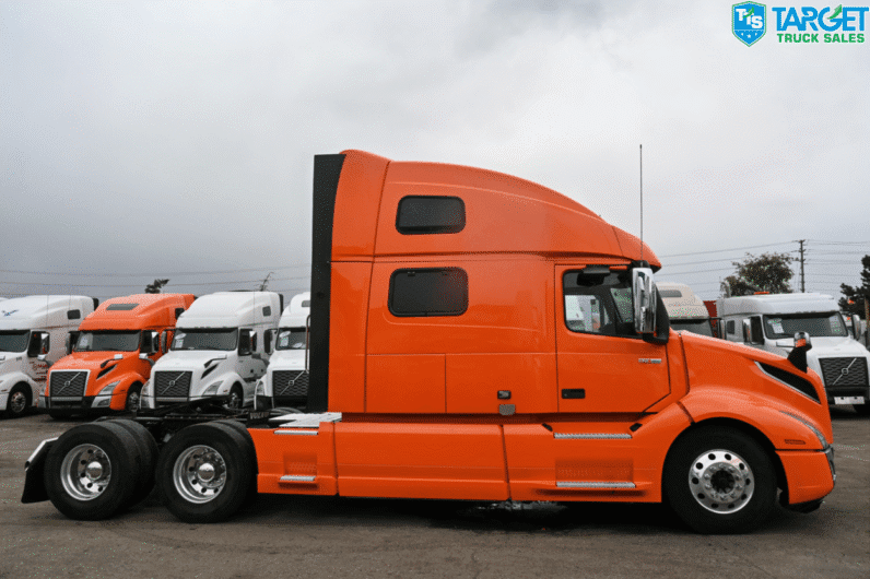 2023 Volvo 860 - Target Truck Sales & Leasing Inc